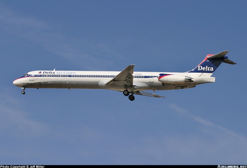 Delta Air Lines McDonnell Douglas MD-80 – departedflights2.com