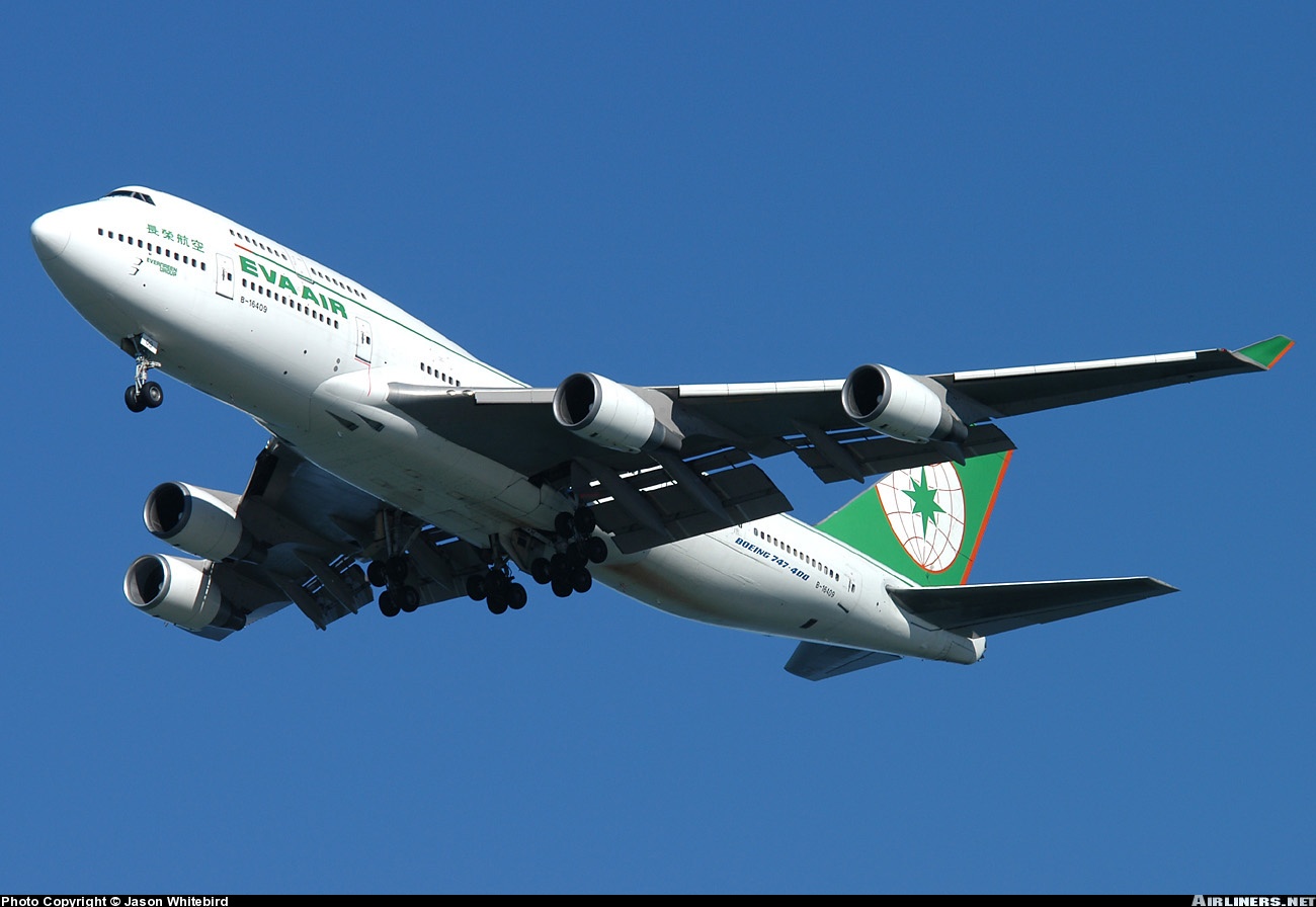 EVA Airways Boeing 747-400 Combi – departedflights2.com