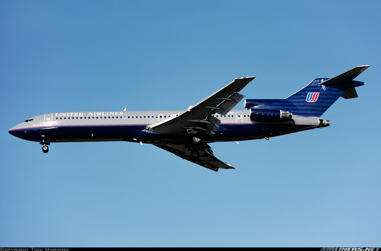 United Airlines Boeing 727-200 – departedflights2.com